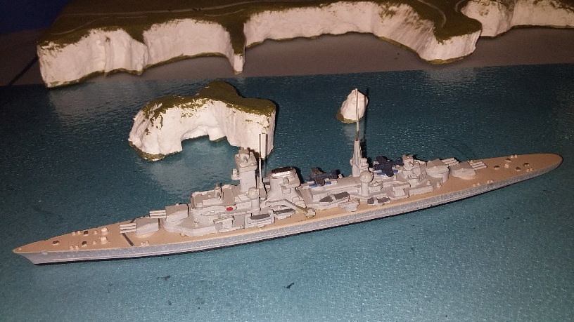 Lutzow Germany cruiser (design) 1940 with 12 x 5.9 * waterline ship ...