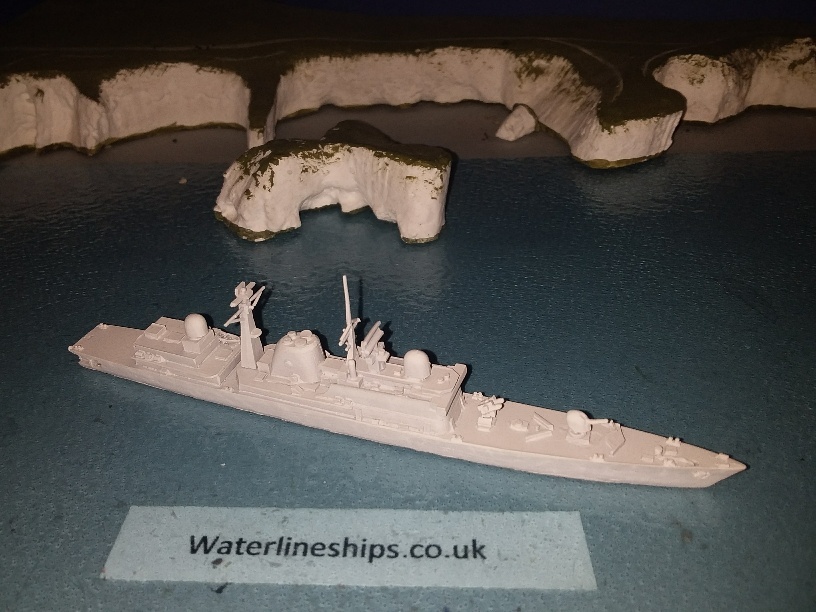RN Type 42 Batch 3 destroyer 1982 waterline ship model 1:1250 scale ...